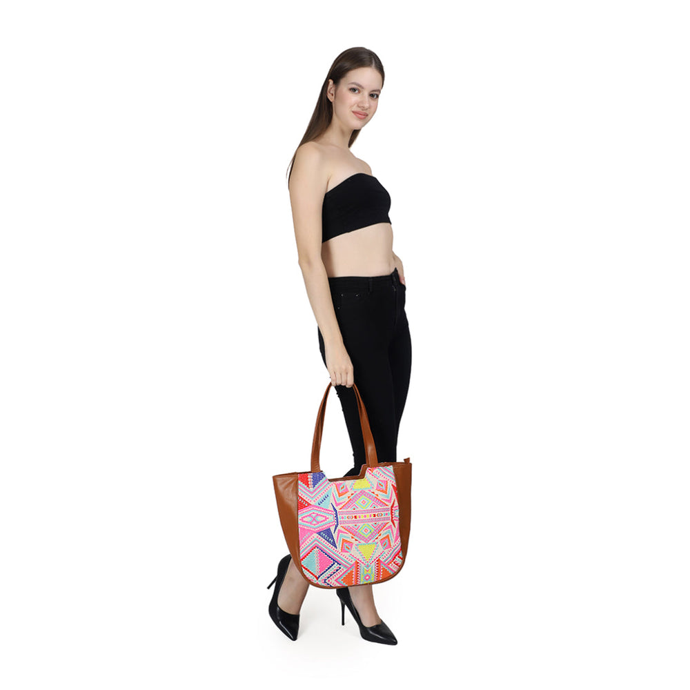 Individual Design: Shop Trendy Box Bags for Women in 2024